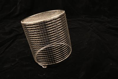 China Reinforced Edge Design Wire Mesh Basket Recyclable Material for sale