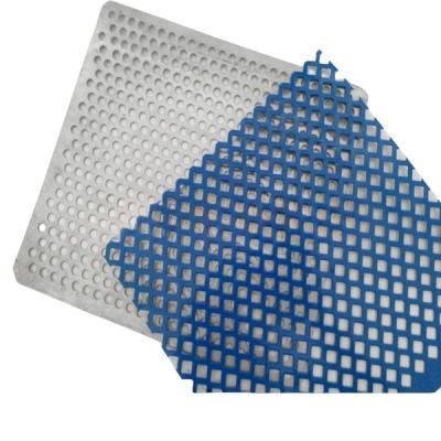 China Resistant To Scratch Damage Punched Metal Mesh Uniform Aperture Size for sale
