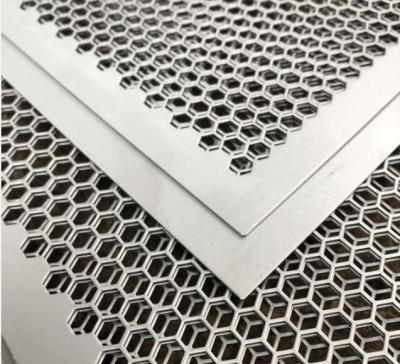 China High Load-Bearing Capacity Perforated Metal Products Aluminum Lightweight Type for sale