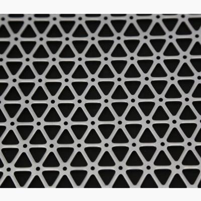 Cina Vari modelli per l'acciaio inossidabile decorativo 6mm Mesh Sheet perforato di scelta in vendita