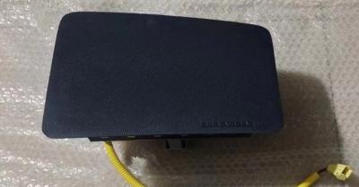China Toyota Corolla 2013 Passenger Airbag Assembly 2.5KG Iron Shell for sale