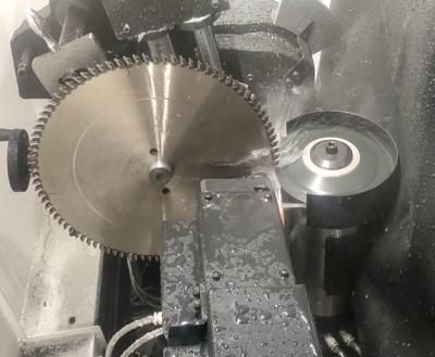 China Automatische slijpmachine voor het slijpen van de torsel for sale