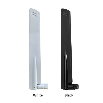 Cina Antenna 5g a 12dbi di alto guadagno SMA Bendabile 600-6000Mhz trasmette segnali stabili Omni 5G Antenna per router mobile wireless in vendita