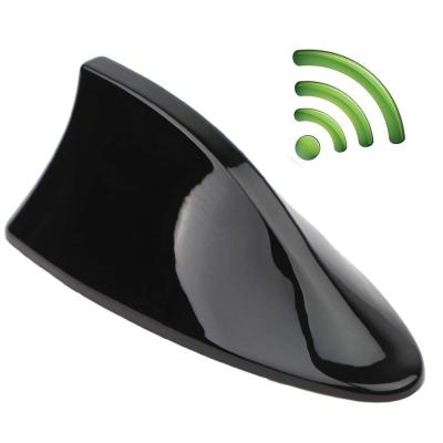 Cina ODM 0 - 1dBi FM universale/SONO antenna radiofonica del tetto dell'automobile dell'aletta del pesce in vendita