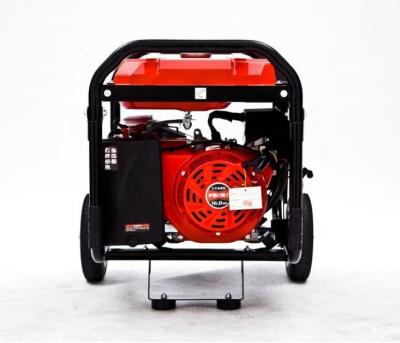 Cina 27A corrente nominale 6kw piccolo generatore di benzina mobile per la casa 220V carburante 90 benzina in vendita