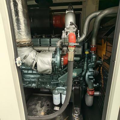 Cina 750 KVA generatore diesel silenzioso a 100% alternatore senza spazzole in rame classe di protezione IP23 in vendita