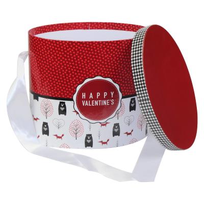 China Happy Valentine'S Two Piece Lid Off Rigid Paper Gift Box With Ribbon zu verkaufen