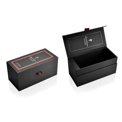Cina ISO9001 ha certificato il contenitore di regalo rivestito acrilico di Colonia, scatola magnetica 12*12*25cm della falda in vendita