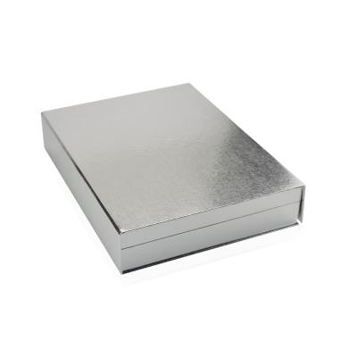 Cina I contenitori di regalo cosmetici magnetici d'argento su misura, contenitore di carta di ombretto per rossetto arrossiscono in vendita