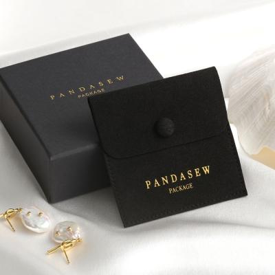 Cina Ha annunciato Logo Cardboard Jewelry Packaging Box con il sacchetto di Microfiber in vendita