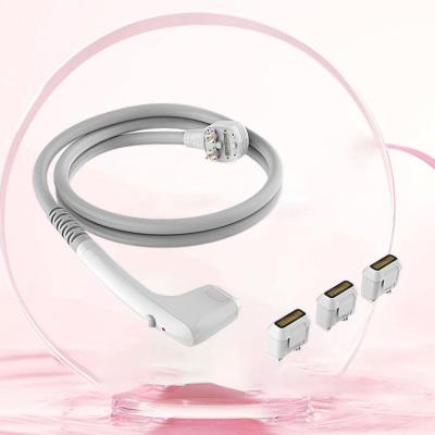 Cina pelle di Hifu di ringiovanimento della pelle di 1.5mm che stringe l'ascensore di fronte di trattamento rf che consolida rf 60Hz in vendita