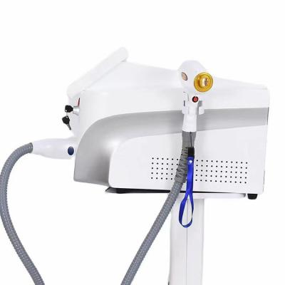 Cina Macchina indolore portatile di depilazione del laser a diodi 755nm 808nm 1064nm in vendita