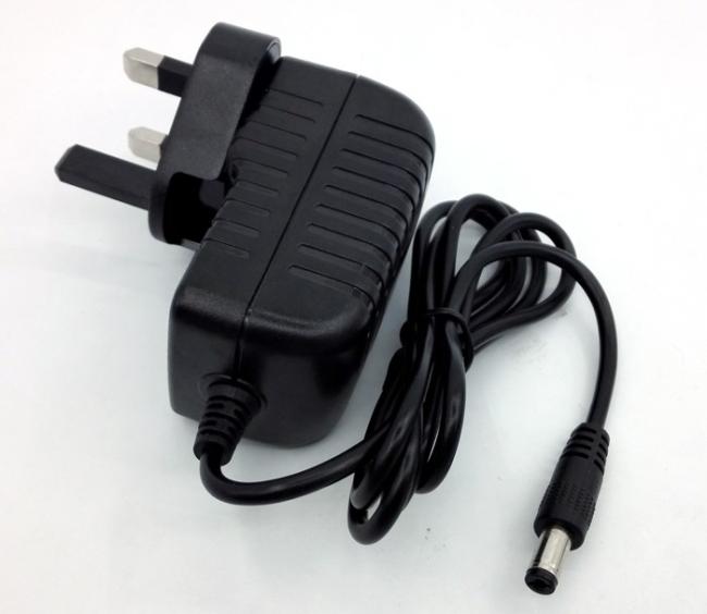 9 volt 3 amp power adapter