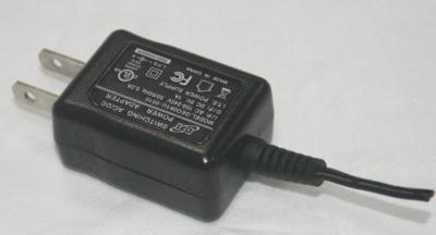 China Adaptador da montagem da alameda da fonte de alimentação do swithcng do CARREGADOR do diodo emissor de luz 5V 2A à venda