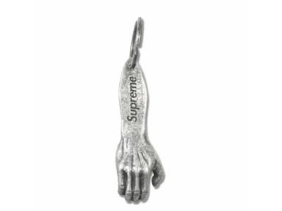 China Cool Metal Hand Super Me Keychain Bottle Opener,die casting metal hand keychain bottle opener, Super Me bottle opener ke for sale