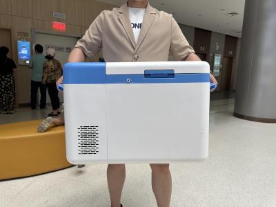 Cina Congelatore portatile a temperatura ultra bassa da 25L per la conservazione di campioni di laboratorio -86C/-112F in vendita