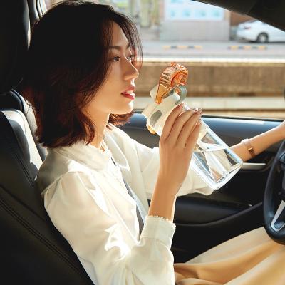 Cina Agricoltura Estate Coppa doppia con coperchio aperto Coppa di paglia 700ml Coppa d'acqua di moda regalo in vendita