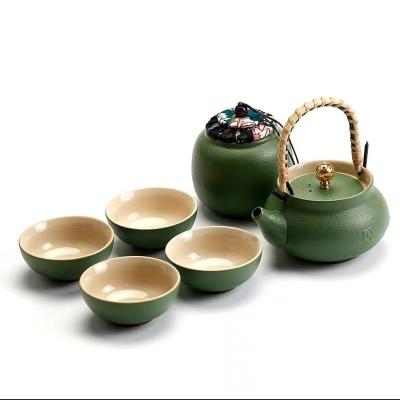 中国 独特 の デザイン の 家庭 茶 杯 と 遠隔 山 の 茶 セット を 贈り物 と し て 贈る 販売のため