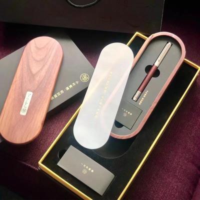 Cina 1 Stampa a colori Stilo di legno di sandalo rosso Set Stilo Reincarnazione Volantino per grafica e altro in vendita