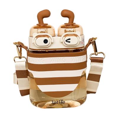 Cina Idea regalo per il benessere dei dipendenti Cute Bee Plastic Straw Cup con back strap e logo personalizzato in vendita