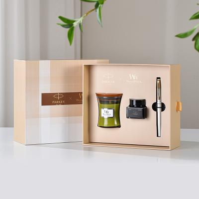 China Exclusief cadeau voor Vadersdag Wycombe Abbey XL Witte Gouden Pen WoodWick Aromatherapie Set Te koop