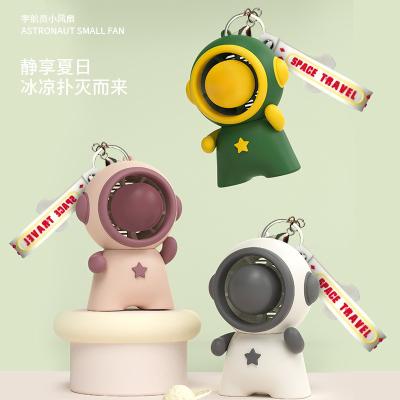 中国 医療機関のための顧客ロゴ ポータブル小型扇風機 ポータブル人形装飾 販売のため