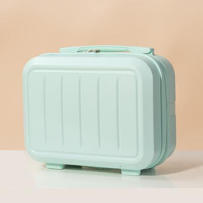 中国 14インチ価値キャンドリーカラー ハンドバッグ ミニ収納 バニティケース 神dessの日プレゼント 販売のため