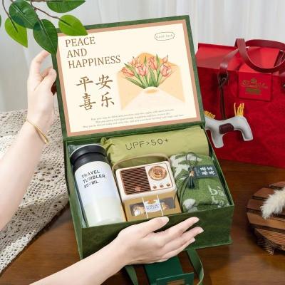 Cina Pratico regalo per damigella di sposa Custom Logo Box per matrimoni Niche Regalo di compleanno in vendita