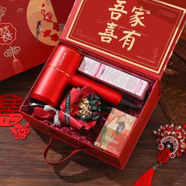 Quality Wedding Companion Gift Box Bridesmaid and Best Man Gift 1 Color Printing for for sale