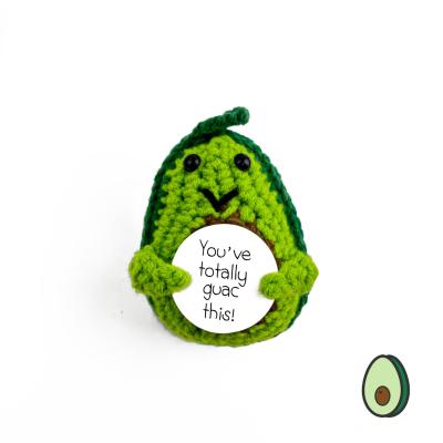 Cina Pendenti per bambole di patate fatti a mano Gioielli a maglia Regalo con energia positiva Dimensioni personalizzate in vendita