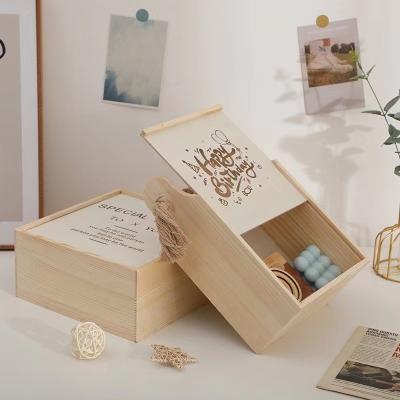 China Novelty Gifts End Wooden Basket Carrying Case with Hemp Rope and Graduation Occasion for sale