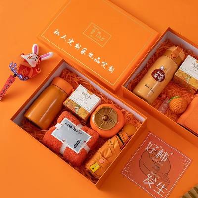 Cina Scenari d'uso Attività Set regalo per studenti e regali commemorativi di laurea in vendita