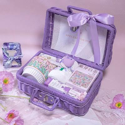 Cina Cestino di picnic viola da mano ideale per le attività e i regali di compleanno delle donne in vendita