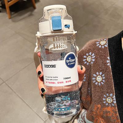 Cina Dodge Summer Tritan Bottiglia d'Acqua Grande Capacità 700/900ml Per Organizzazioni No Profit in vendita