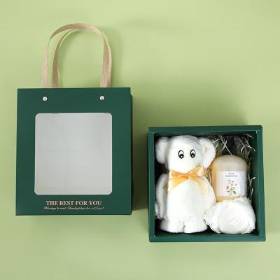 Cina Sport e giochi asciugamano scatola regalo asciugamani quadrati asciugamani crema per mani regalo ideale per la festa della donna in vendita