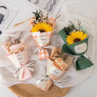 China 4 Color Graphics Printed Festival Bouquet Soap Flower Perfect for Back to School Gift for sale