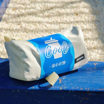 Cina Sacchetto Crossbody Tazza d'Acqua Cappello Scafo a forma di U Perfetto cuscino per i souvenir estivi in vendita