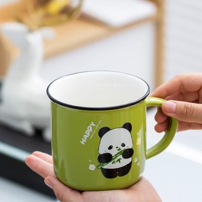 Cina Regalo per il benessere dei dipendenti Carino cartone animato di panda Tazza d'acqua in ceramica con stampa UV e a colori in vendita