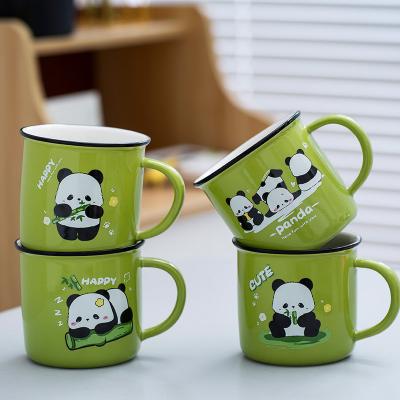 Cina Regalo per il benessere dei dipendenti Carino cartone animato di panda Tazza d'acqua in ceramica con stampa UV e a colori in vendita
