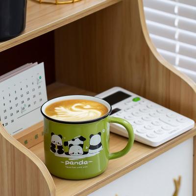 Cina Regalo per il benessere dei dipendenti Carino cartone animato di panda Tazza d'acqua in ceramica con stampa UV e a colori in vendita