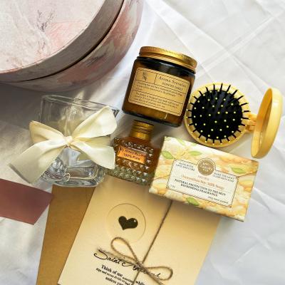 Cina Materiale ecologico Set regalo rosa personalizzato per regali di banchetto e regali di matrimonio in vendita