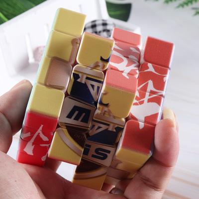 Cina Cubo di Rubik a più livelli personalizzato e forniture per eventi di organizzazioni no profit in vendita