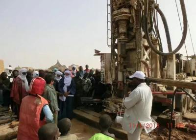 China TRUCK MOUNTED WATER WELL DRILLING RIG TOP HEAD DRIVE  USE MUD AND DTH HAMMER for sale