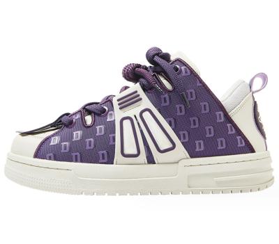 Cina Scarpe da ginnastica da pelle da donna di stile Patchwork Scarpe da ginnastica da piattaforma casual da donna in vendita