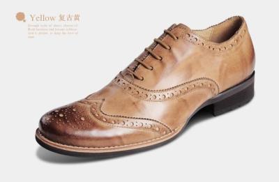 Cina Scarpe da uomo di taglia normale Scarpe da ginnastica di pelle marrone in vendita