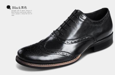 Cina Scarpe da uomo di taglia normale Scarpe da ginnastica di pelle marrone in vendita
