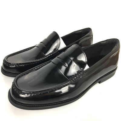 中国 ファッションスタイル 男性用 ブックルローファー オーダーメイド モカシン 革ソール シューズ 販売のため