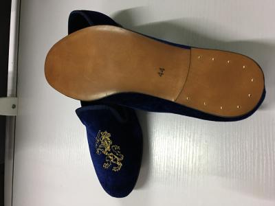 China Duurzame Mens Velvet Loafers Ronde Toe Mensen Blauwe Suede Slip On Shoes Te koop