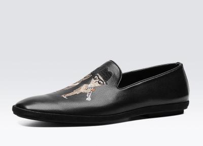 China Handgeschilderde platte, zachte lederen loafers, gedrukte mannenloafers met patronen Te koop