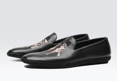 China Handgeschilderde platte, zachte lederen loafers, gedrukte mannenloafers met patronen Te koop